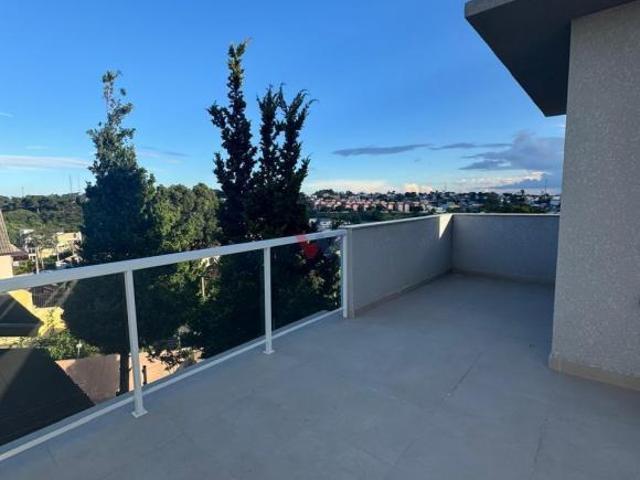 Sobrado para venda em Pilarzinho de 153.00m² com 2 Quartos, 1 Suite e 2 Garagens