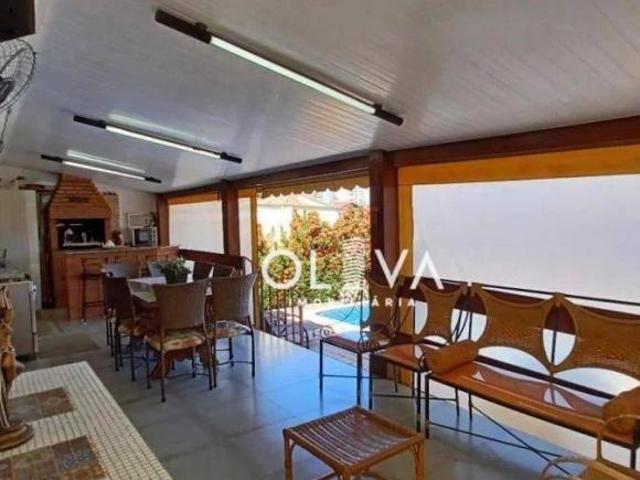 Sobrado para venda em Pinheiros de 340.00m² com 4 Quartos, 1 Suite e 5 Garagens