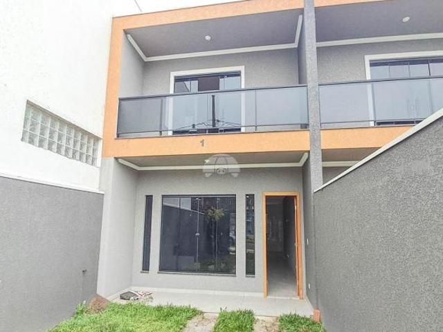 Sobrado para venda em Pinheirinho de 121.00m² com 3 Quartos, 1 Suite e 3 Garagens