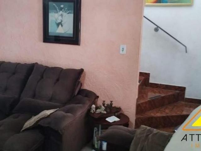 Sobrado para venda em Planalto de 180.00m² com 3 Quartos, 1 Suite e 3 Garagens