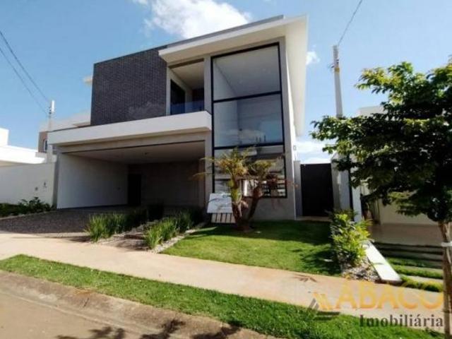 Sobrado para venda em Quebec de 267.63m² com 3 Quartos, 3 Suites e 2 Garagens