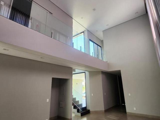 Sobrado para venda em Quinta Do Lago Residence de 275.00m² com 4 Quartos, 4 Suites e 4 Garagens