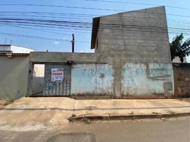 Sobrado para Venda em RA XIII Santa Maria, Santa Maria, 3 dormitórios, 2 banheiros, 2 vagas