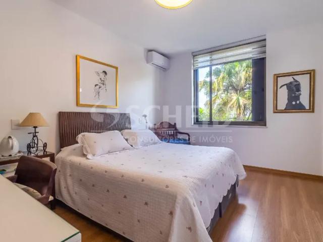 Sobrado para venda em Real Parque com 4 quartos, sendo 4 suítes, 608m² 6 vagas morumbi