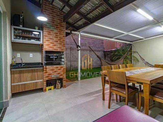 Sobrado para venda em Residencial Center Ville, Goiânia