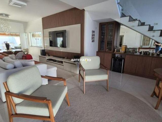 Sobrado para venda em Residencial Amazonas de 255.00m² com 3 Quartos, 3 Suites e 4 Garagens