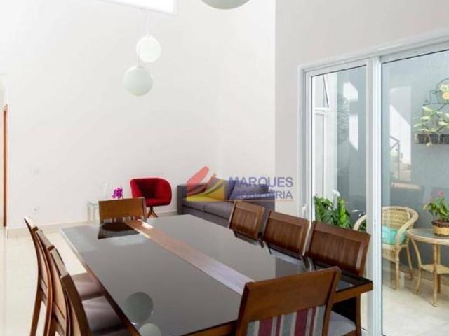 Sobrado para venda em Residencial Beira Da Mata de 290.00m² com 4 Quartos, 4 Suites e 4 Garagens