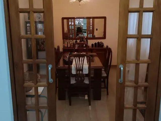 Sobrado para venda em Residencial Mombaca de 226.00m² com 4 Quartos, 1 Suite e 4 Garagens