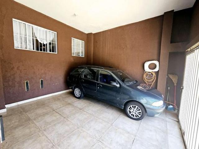 Sobrado para venda em Residencial Monte Verde de 193.00m² com 5 Quartos, 2 Suites e 2 Garagens