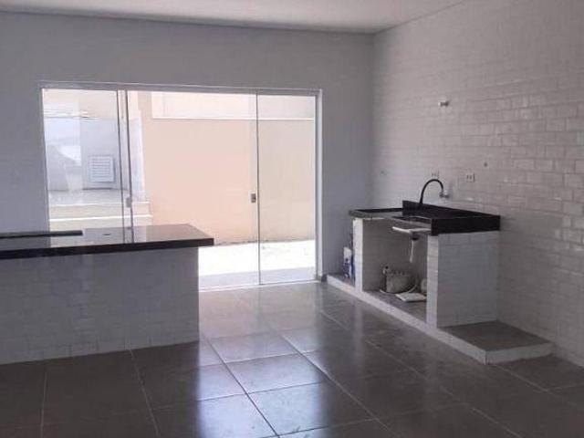 Sobrado para venda em Residencial Solei de 200.00m² com 3 Quartos, 1 Suite e 2 Garagens