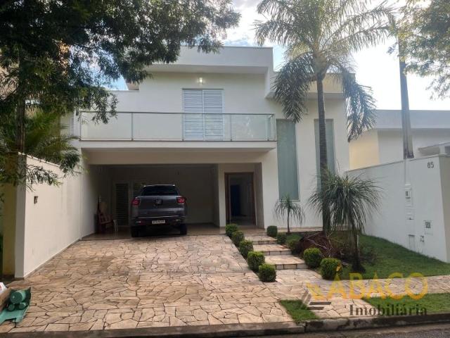 Sobrado para venda em Residencial Samambaia em São Carlos São Paulo de 195.00m² com 3 Quartos, 3 Suítes e 4 Garagens