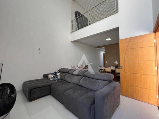 Sobrado para venda em Residencial Villa Bella, Anápolis