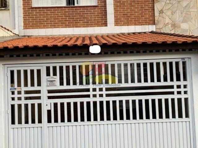 Sobrado para venda em Rudge Ramos de 199.00m² com 3 Quartos, 1 Suite e 2 Garagens