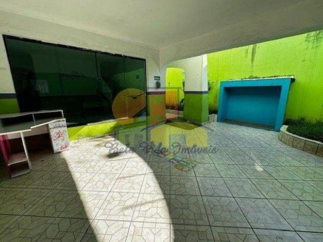 Sobrado para venda em Rudge Ramos de 335.00m² com 5 Quartos, 1 Suite e 3 Garagens