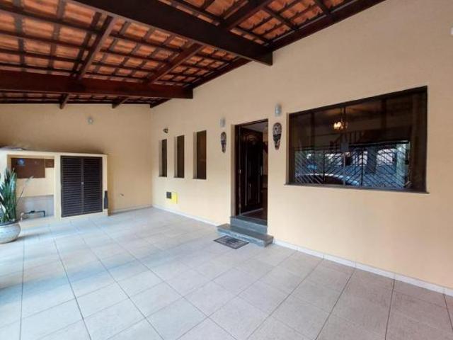 Sobrado para venda em Tatuapé com 4 quartos, sendo 1 suíte, 200m²