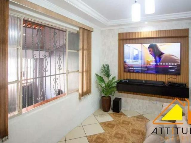Sobrado para venda em Taboão de 175.00m² com 4 Quartos e 3 Garagens