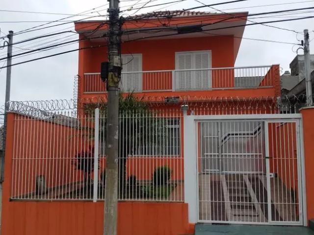 Sobrado para venda em ótima localização Vila Santa Clara!