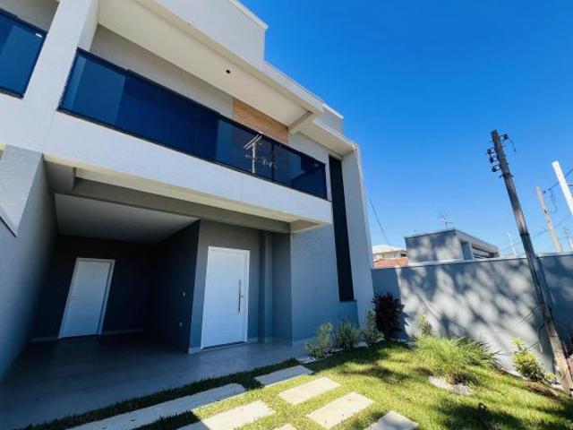 Sobrado para venda em Tindiquera de 136.00m² com 3 Quartos, 1 Suite e 2 Garagens