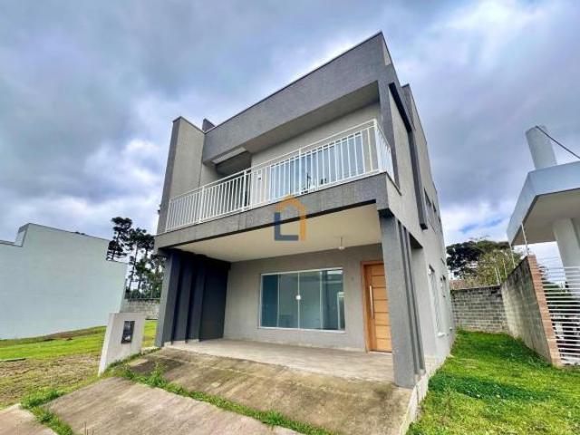 Sobrado para venda em Umbará de 154.00m² com 3 Quartos, 1 Suite e 2 Garagens