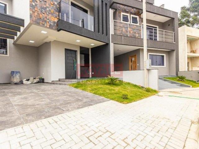 Sobrado para venda em Umbará de 109.00m² com 3 Quartos, 1 Suite e 2 Garagens