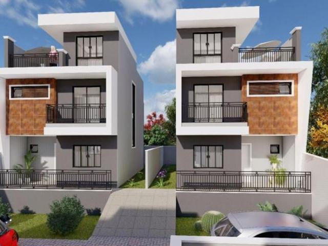 Sobrado para venda em Uberaba de 122.00m² com 4 Quartos, 1 Suite e 2 Garagens