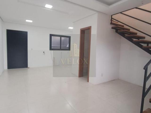 Sobrado para Venda em Viamão, Tarumã, 2 dormitórios, 2 suítes, 1 banheiro
