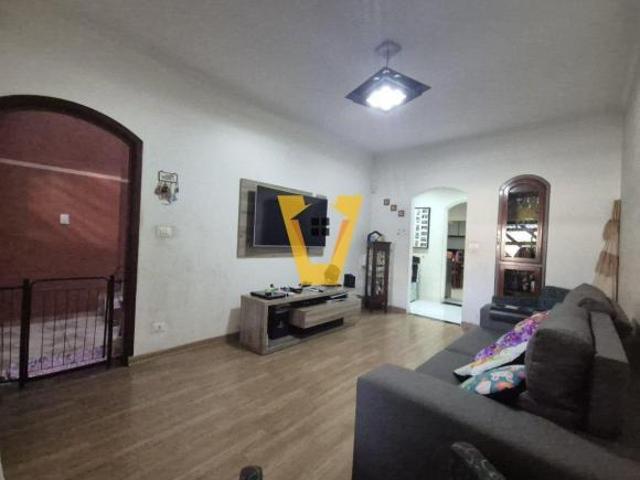 Sobrado para venda em Vila Tolstoi com 2 quartos, sendo 1 suíte, 180m²