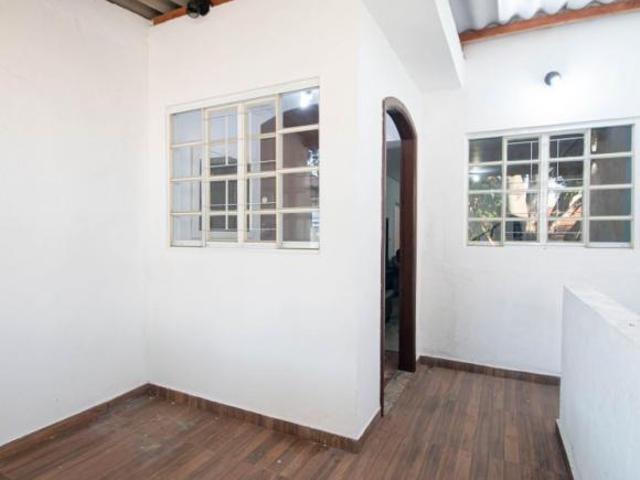 Sobrado para venda em Vila Universitária com 3 quartos, sendo 1 suíte, 184m²