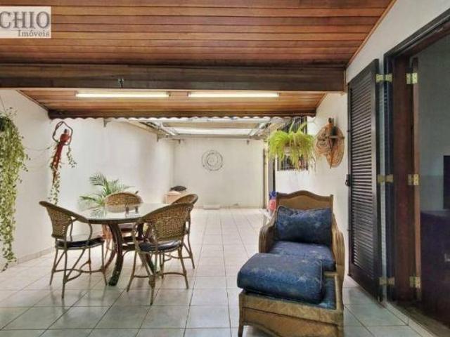 Sobrado para venda em Vila Valparaíso de 319.00m² com 3 Quartos, 1 Suite e 4 Garagens