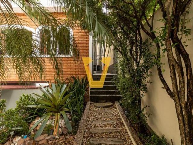 Sobrado para venda em Vila Albertina com 3 quartos, sendo 1 suíte, 247m²