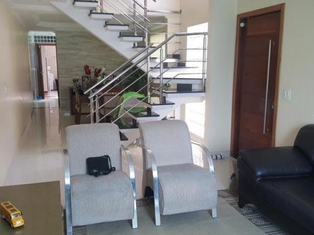 Sobrado para venda em Vila Arruda de 127.00m² com 3 Quartos, 1 Suite e 3 Garagens