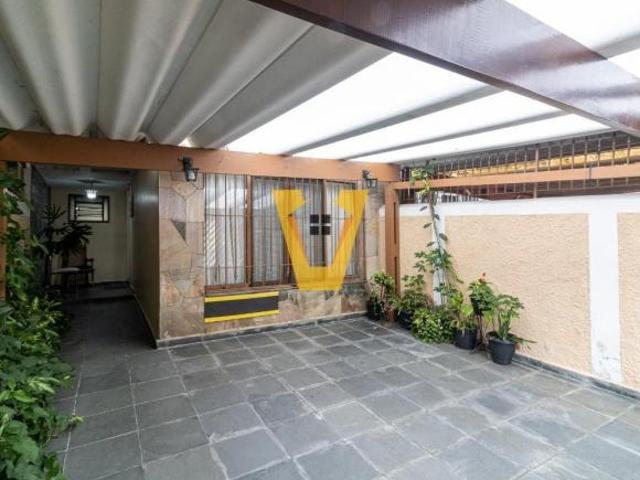 Sobrado para venda em Vila Bancária Munhoz com 3 quartos, sendo 1 suíte, 165m²
