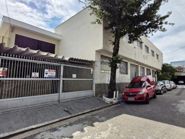 Sobrado para venda em Vila Baruel com 6 quartos, sendo 2 suítes, 240m²