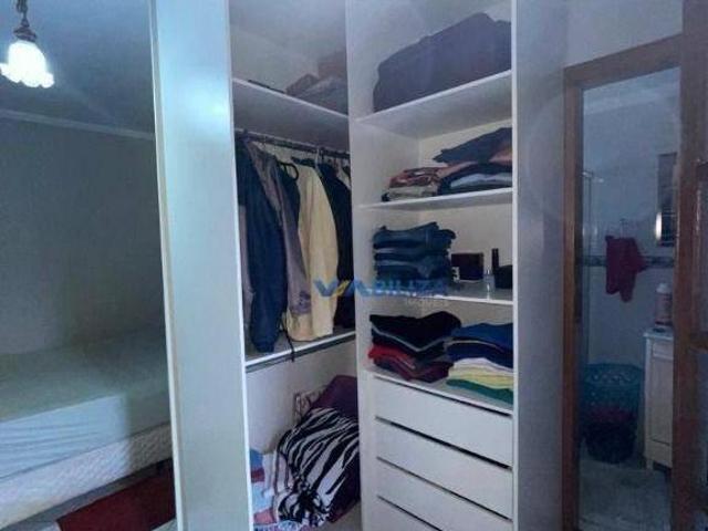 Sobrado para venda em Vila Barros de 200.00m² com 3 Quartos, 1 Suite e 5 Garagens