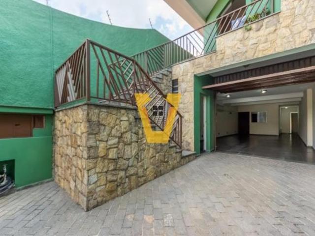 Sobrado para venda em Vila Bela com 4 quartos, sendo 2 suítes, 308m²