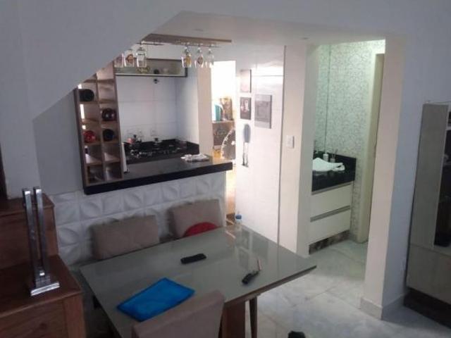 Sobrado para venda em Vila Brasileira de 154.00m² com 2 Quartos e 2 Garagens