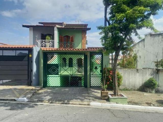 Sobrado para venda em Vila Constança de 196.00m² com 3 Quartos, 1 Suite e 5 Garagens