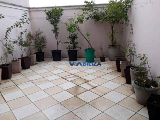 Sobrado para venda em Vila Constança de 230.00m² com 3 Quartos, 3 Suites e 4 Garagens
