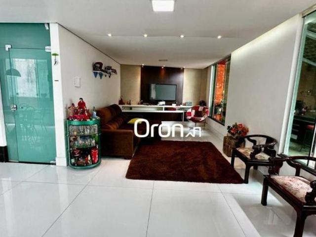 Sobrado para venda em Vila Colemar Natal e Silva, Goiânia