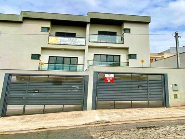 Sobrado para venda em Vila Clarice de 121.00m² com 2 Quartos, 2 Suites e 2 Garagens