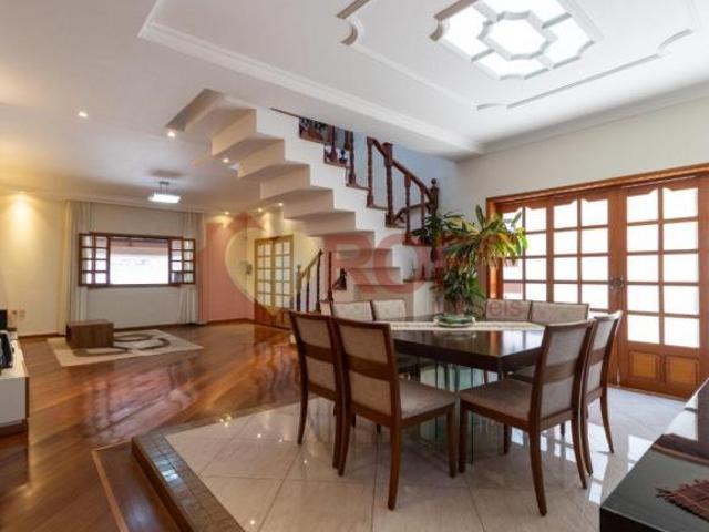 Sobrado para venda em Vila Clementino com 3 quartos, sendo 3 suítes, 241m²
