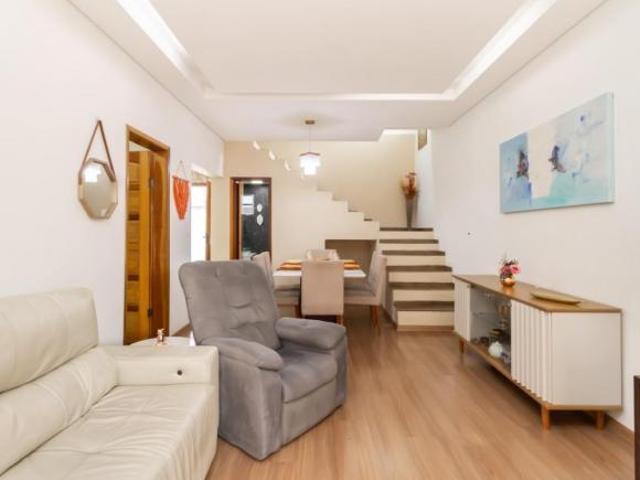 Sobrado para venda em Vila do Encontro com 5 quartos, sendo 1 suíte, 288m²