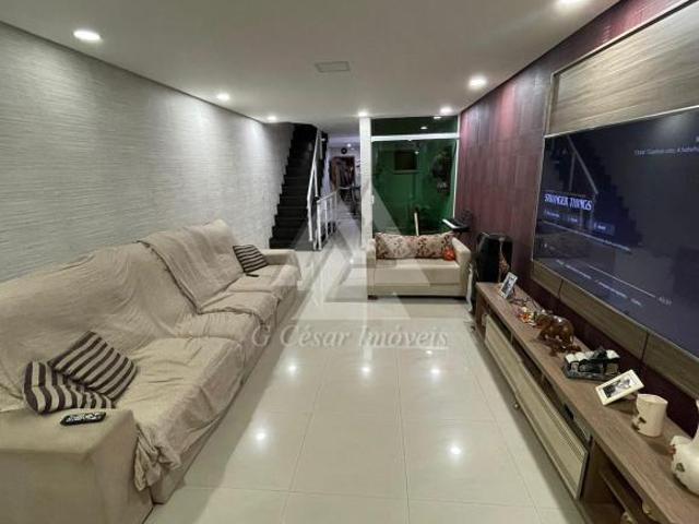 Sobrado para venda em Vila Dora de 250.00m² com 3 Quartos, 1 Suite e 4 Garagens