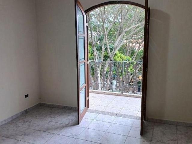 Sobrado para venda em Vila Esperança de 220.00m² com 3 Quartos, 1 Suite e 5 Garagens
