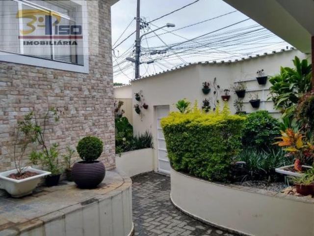 Sobrado para venda em Vila Esperança de 600.00m² com 3 Quartos, 2 Suites e 5 Garagens