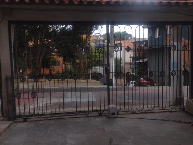 Sobrado para venda em Vila Esperança em São Paulo São Paulo de 230.00m² com 3 Quartos e 8 Garagens
