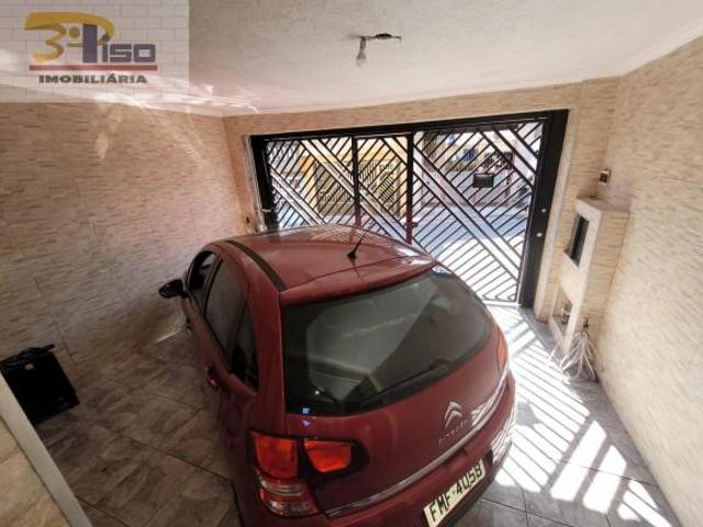 Sobrado para venda em Vila Fátima de 200.00m² com 4 Quartos, 2 Suites e 2 Garagens