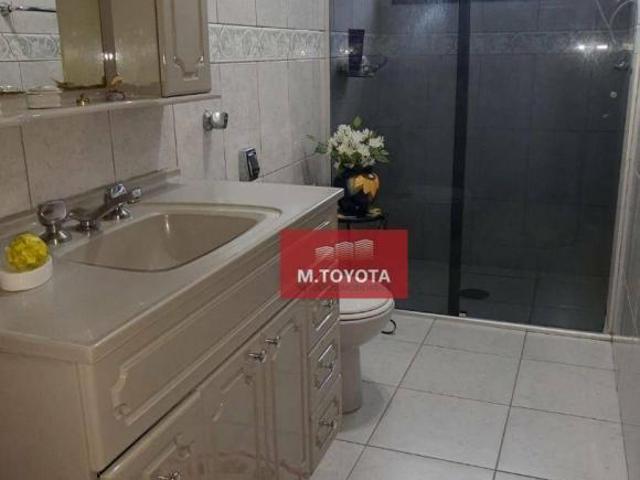 Sobrado para venda em Vila Galvão de 160.00m² com 3 Quartos, 1 Suite e 3 Garagens