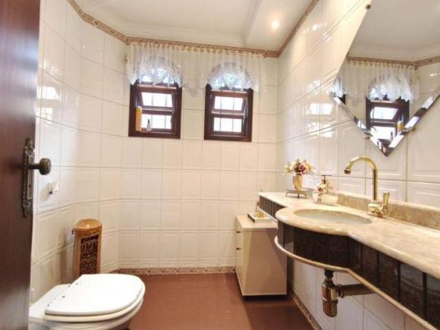 Sobrado para venda em Vila Granada de 279.00m² com 4 Quartos, 1 Suite e 6 Garagens