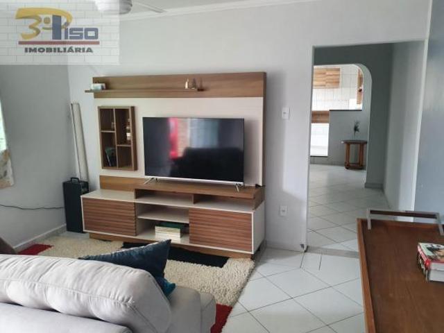 Sobrado para venda em Vila Guilhermina de 180.00m² com 6 Quartos, 2 Suites e 3 Garagens